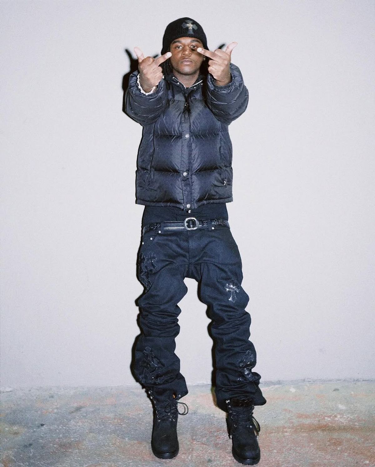 Ken Carson Outfit from April 11, 2025 | WHAT’S ON THE STAR?