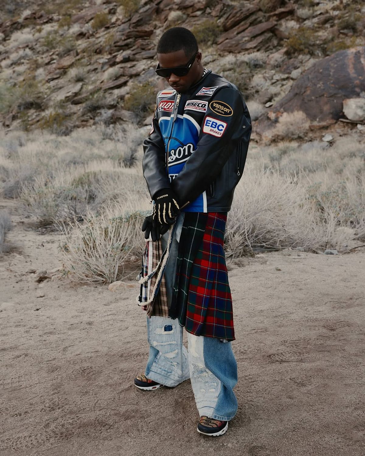 Roddy Ricch Outfit from April 16, 2025 | WHAT’S ON THE STAR?