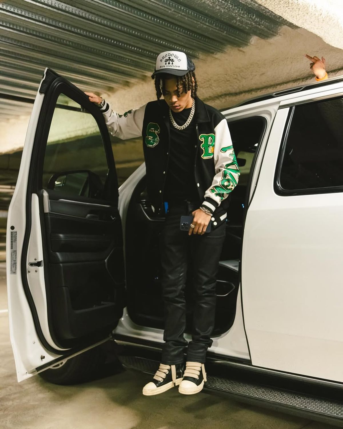 SugarHill Ddot Outfit from May 8, 2025 | WHAT’S ON THE STAR?