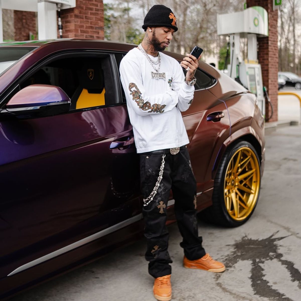 Key Glock Outfit from May 10, 2025 | WHAT’S ON THE STAR?