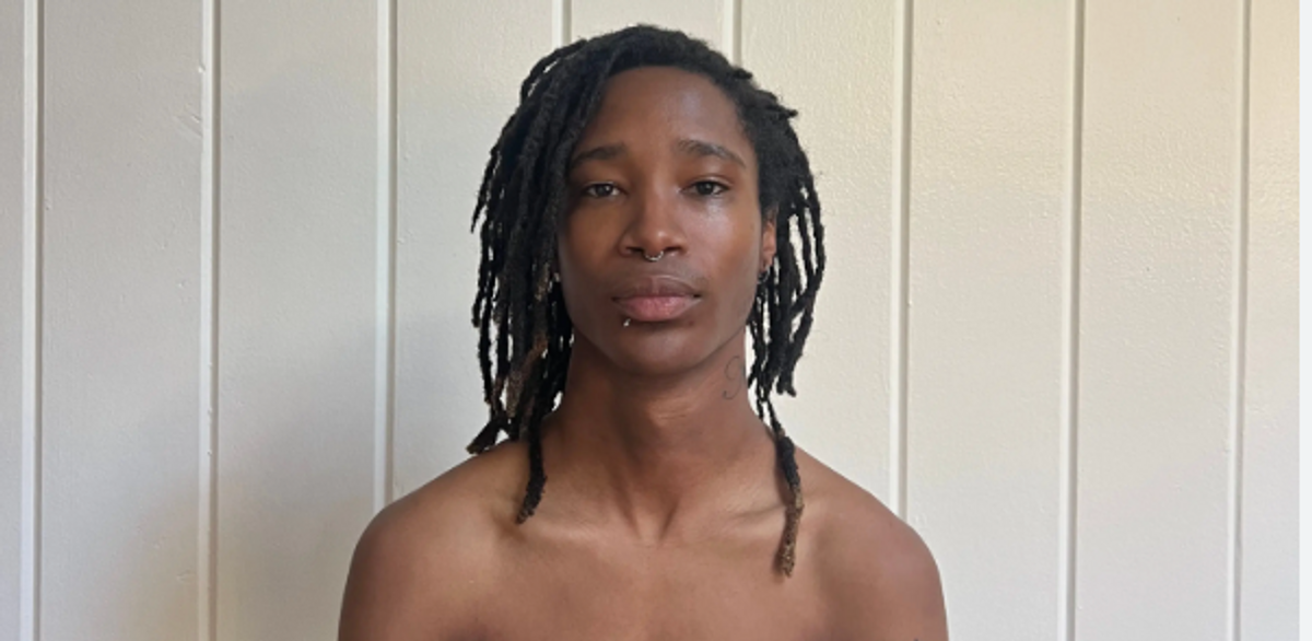 Nine Vicious: Outfits, Clothes, Style and Fashion | WHAT’S ON THE STAR?