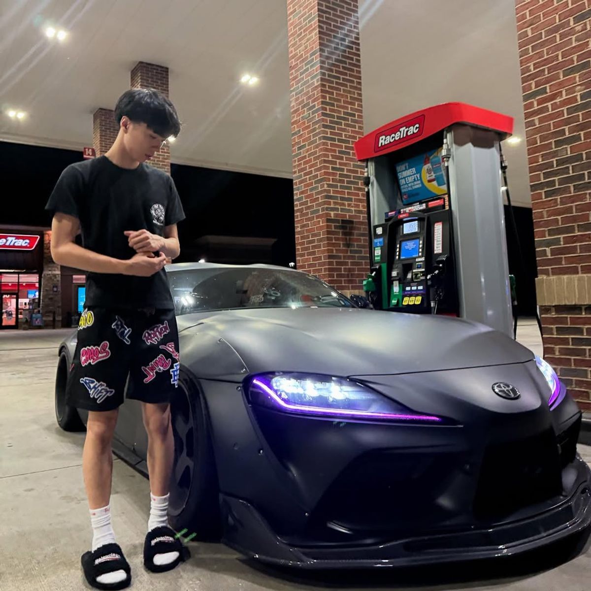 Ray Outfit from June 27, 2025 | WHAT’S ON THE STAR?