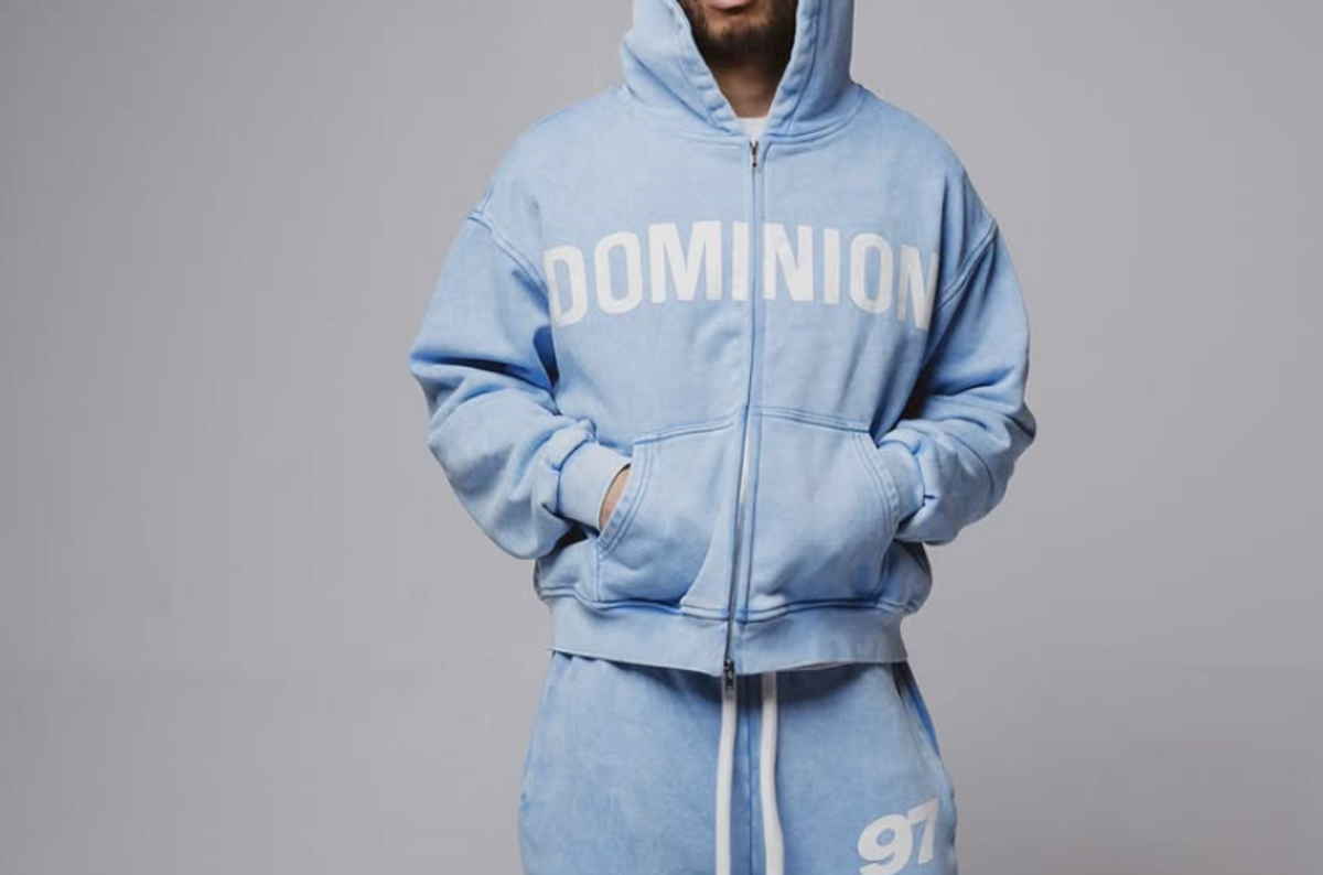 Dominion Runway: Clothing, Shoes & Accessories | WHAT’S ON THE STAR?