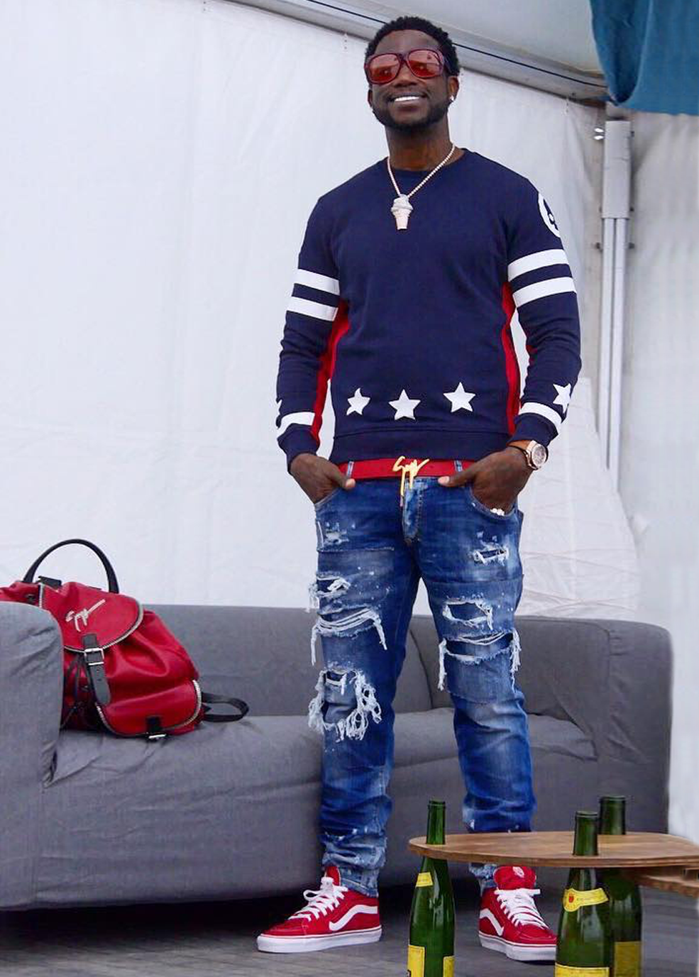 Gucci Mane Outfit from August 6, 2018 | WHAT’S ON THE STAR?