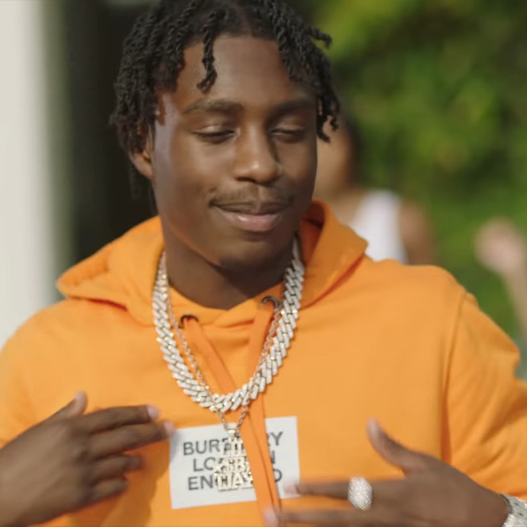 Lil Tjay Outfits in "Hold On" Video | WHAT’S ON THE STAR?