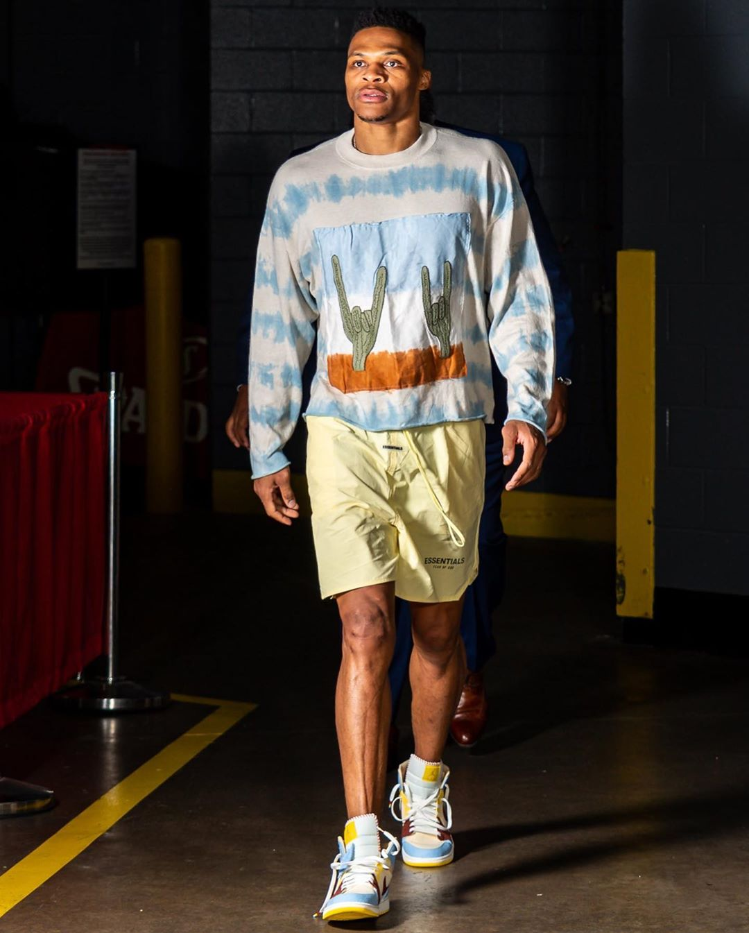 Russell Westbrook Outfit from March 30, 2020 | WHAT’S ON THE STAR?