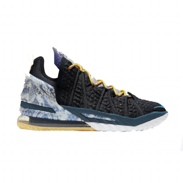 Nike LeBron 18 Reflections Sneakers | WHAT’S ON THE STAR?