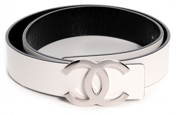 Chanel Reversible Leather CC Logo Belt | WHAT’S ON THE STAR?