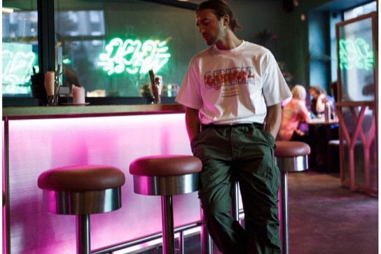 Geneva Design: Clothing, Shoes & Accessories | WHAT’S ON THE STAR?