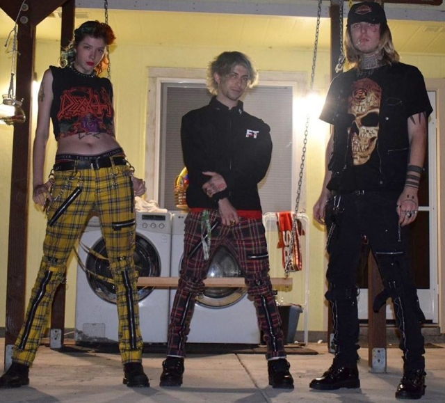 Tripp NYC: Clothing, Shoes & Accessories | WHAT’S ON THE STAR?