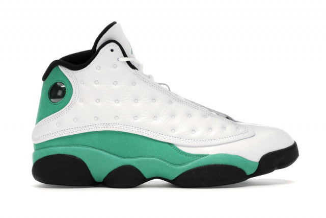 Jordan Air Jordan 13 Retro White Lucky Green Snekaers | WHAT’S ON THE STAR?