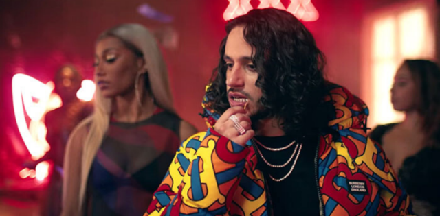 Russ: Outfits, Clothes, Style and Fashion | WHAT’S ON THE STAR?