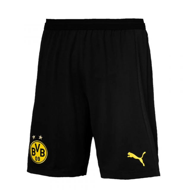 Puma × BVB Logo Shorts | WHAT’S ON THE STAR?