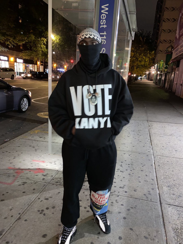 Sheck Wes Outfit from October 28, 2020 | WHAT’S ON THE STAR?