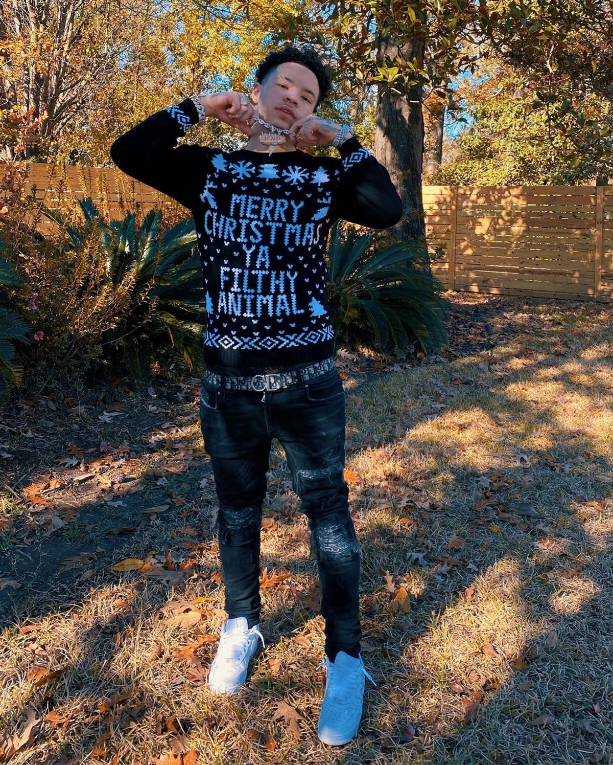 Lil Mosey Outfit from December 25, 2020 | WHAT’S ON THE STAR?