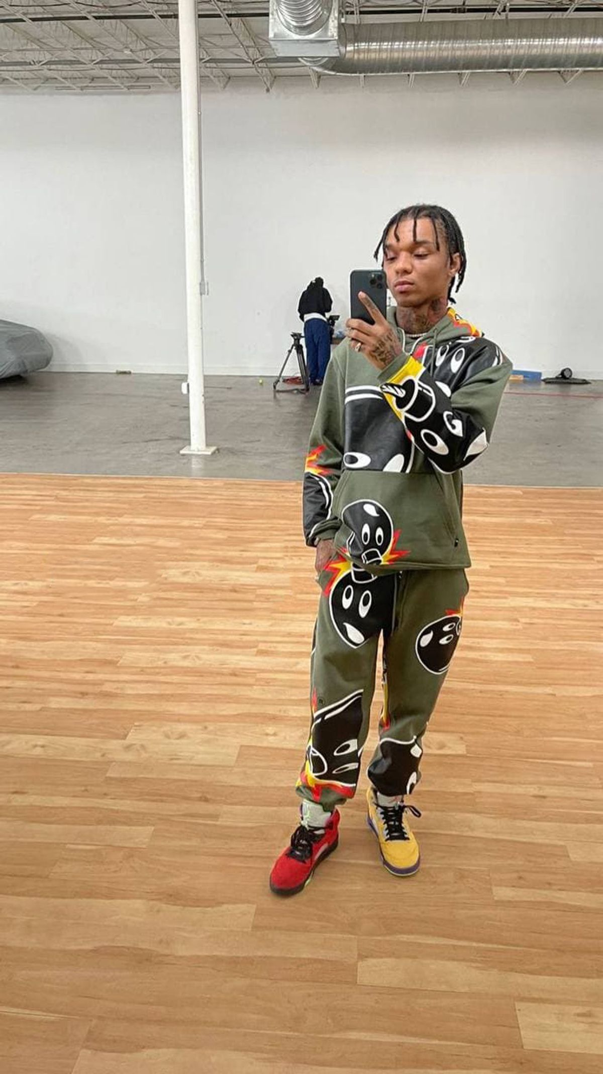 Swae Lee Outfit from January 7, 2021 | WHAT’S ON THE STAR?