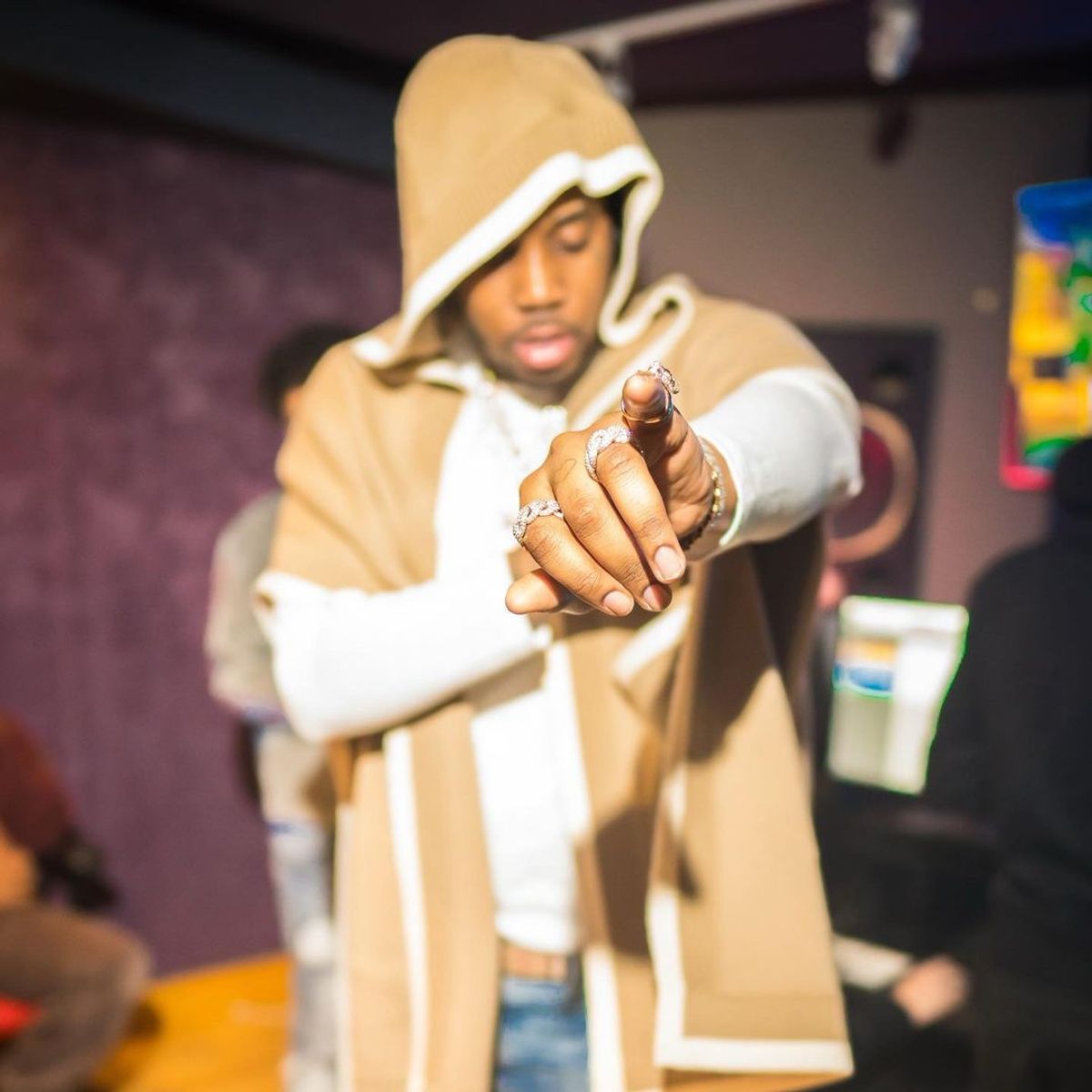 Fivio Foreign Outfit from January 13, 2021 | WHAT’S ON THE STAR?