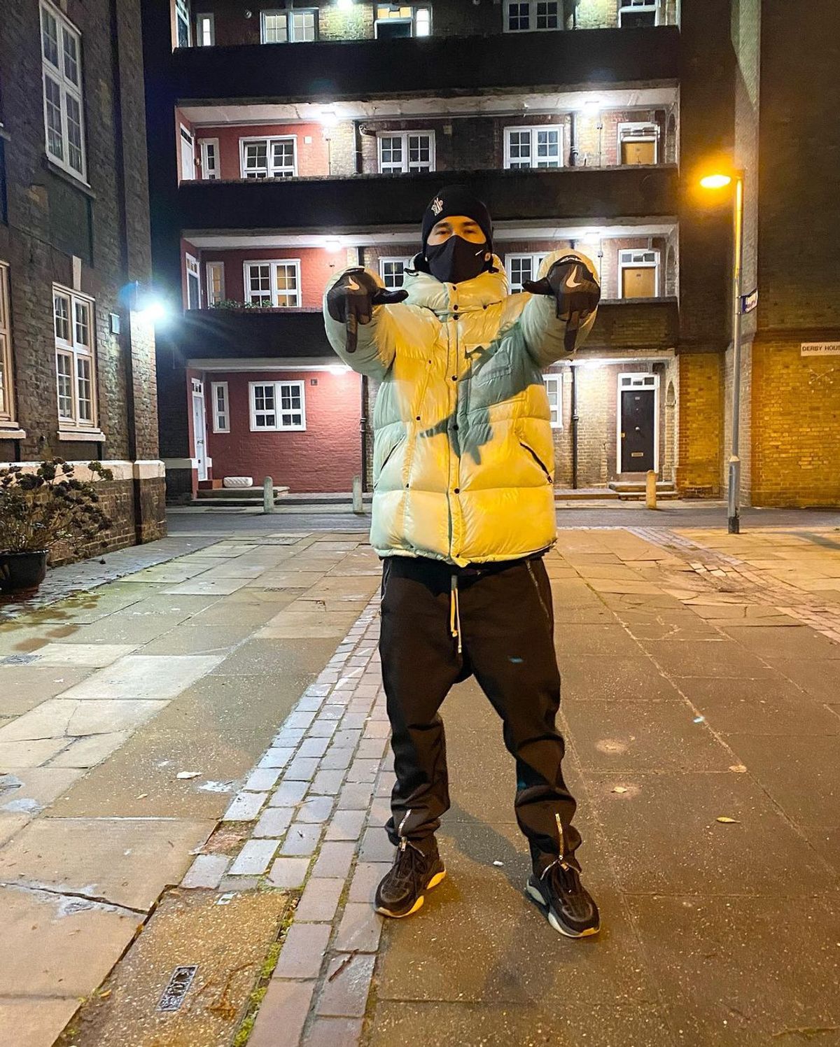 Obladaet Outfit from January 15, 2021 | WHAT’S ON THE STAR?