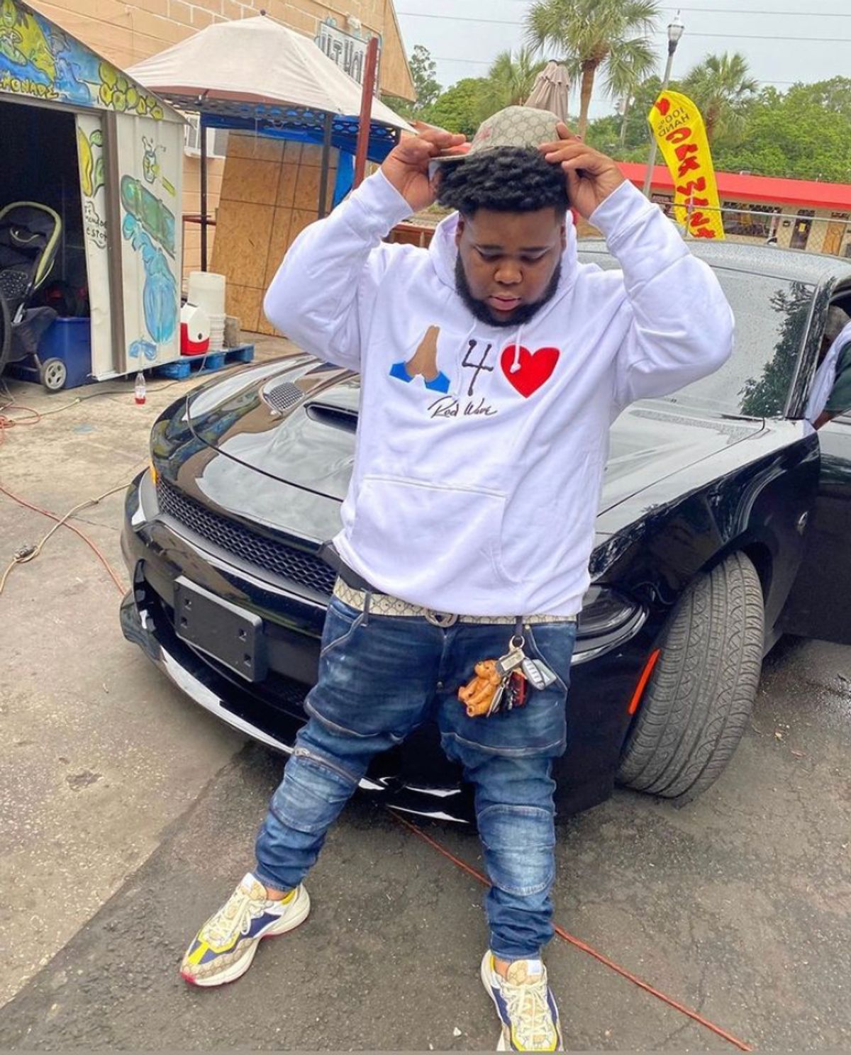 Rod Wave Outfit from January 22, 2021 | WHAT’S ON THE STAR?