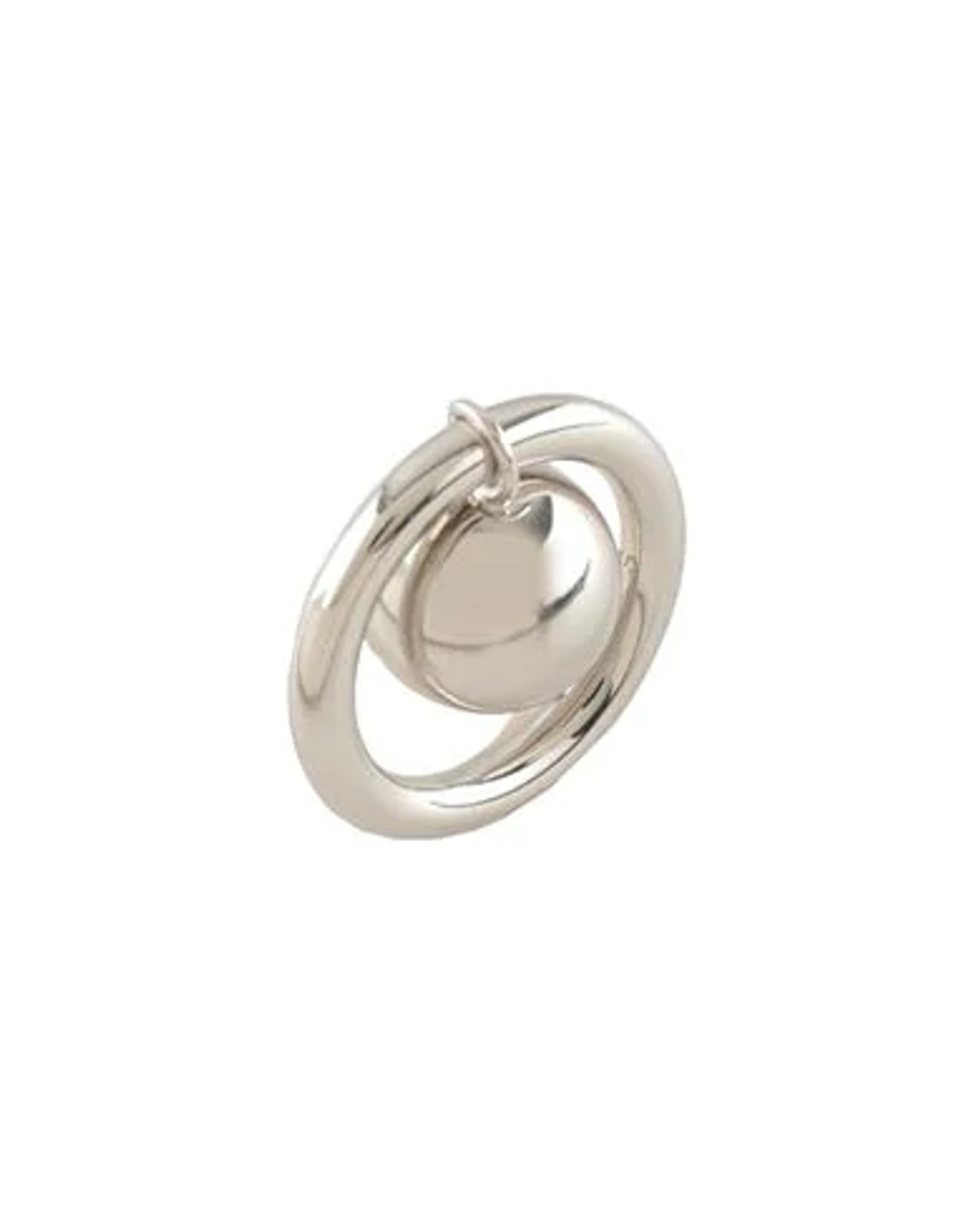Burberry Ring In White | WHAT’S ON THE STAR?