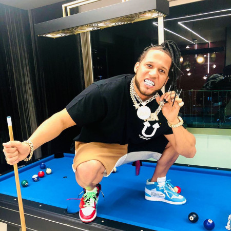 El Alfa El Jefe Outfit from April 23, 2020 | WHAT’S ON THE STAR?