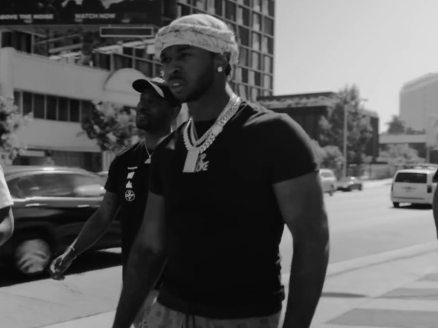 Pop Smoke Outfit from July 8, 2020 | WHAT’S ON THE STAR?