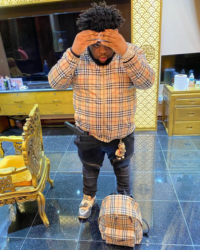 Rod Wave Outfit from August 21, 2020 | WHAT’S ON THE STAR?