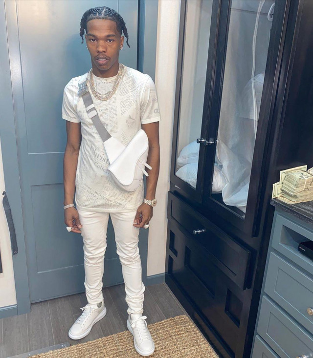 Lil Baby Outfit from August 30, 2020 | WHAT’S ON THE STAR?