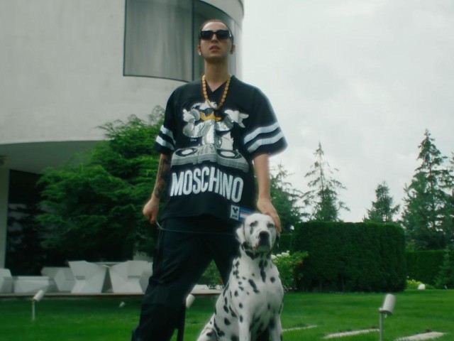 Yanix Outfit from September 3, 2020 | WHAT’S ON THE STAR?