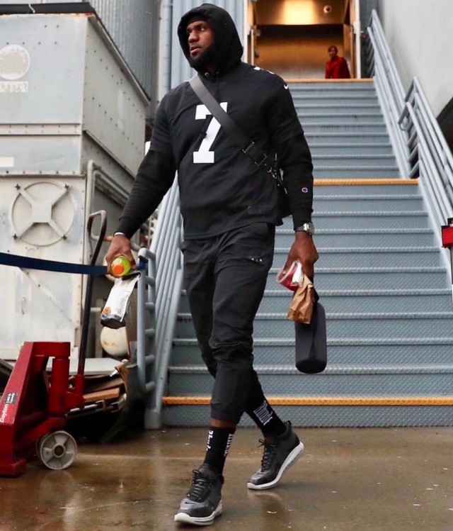LeBron James Outfit from September 5, 2020 | WHAT’S ON THE STAR?