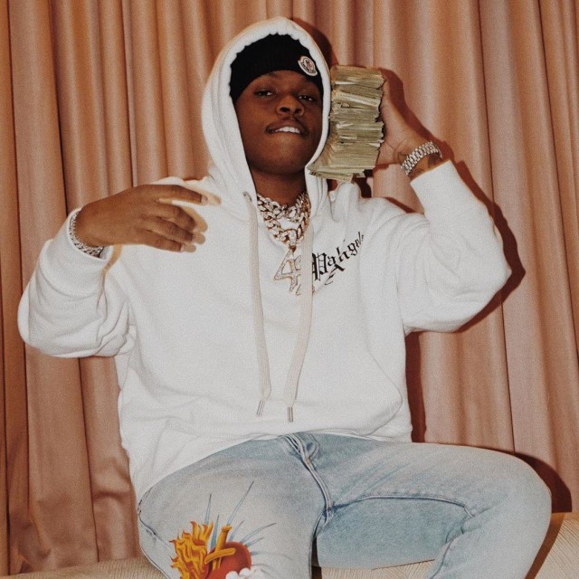 42 Dugg Outfit from May 9, 2020 | WHAT’S ON THE STAR?