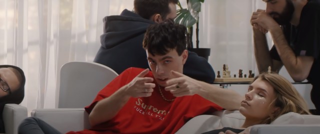 Rocket: Outfits, Clothes, Style and Fashion | WHAT’S ON THE STAR?