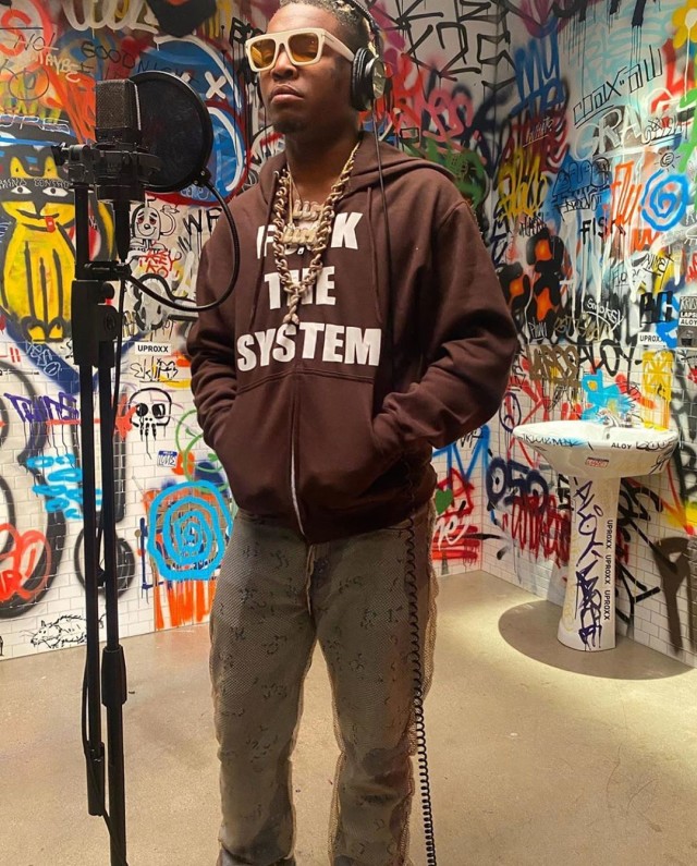 Lil Keed Outfit from September 8, 2020 | WHAT’S ON THE STAR?