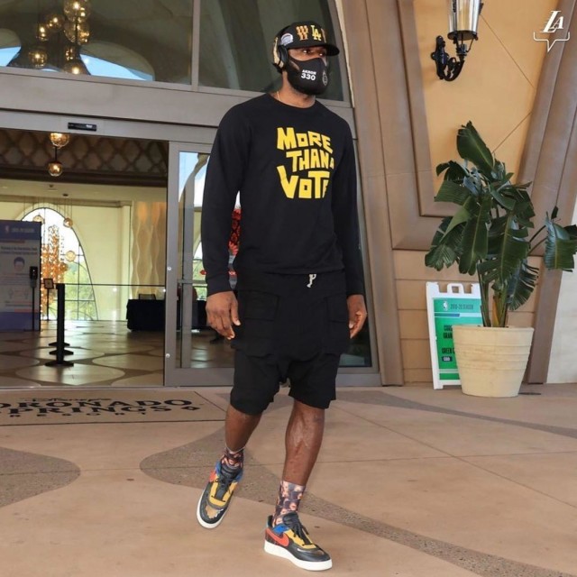 Lebron James Outfits | WHAT’S ON THE STAR?