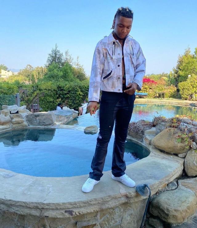 Lil Keed Outfit from October 1, 2020 | WHAT’S ON THE STAR?