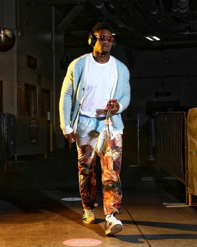 JuJu Outfit from October 1, 2020 | WHAT’S ON THE STAR?