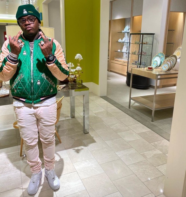 Gunna Outfit from October 15, 2020 | WHAT’S ON THE STAR?