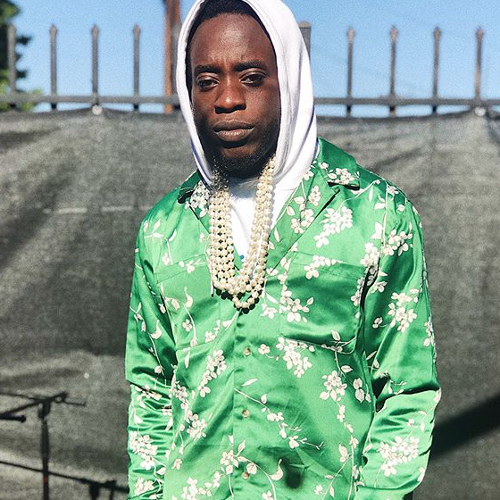 T-Shyne: Outfits, Clothes, Style and Fashion | WHAT’S ON THE STAR?