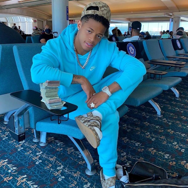 YK Osiris Outfit from October 30, 2020 | WHAT’S ON THE STAR?