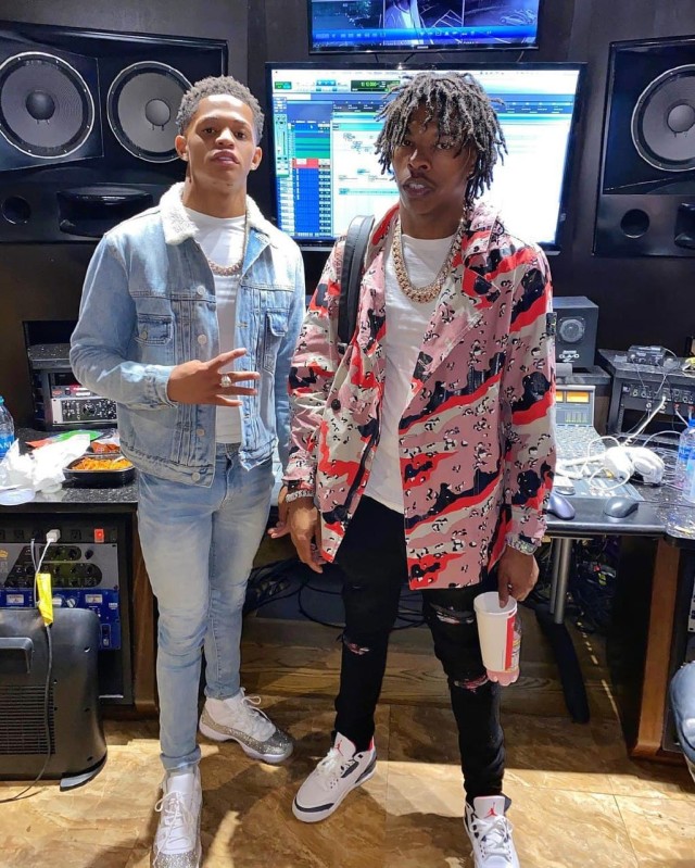 Lil Baby Outfit from October 31, 2020 | WHAT’S ON THE STAR?