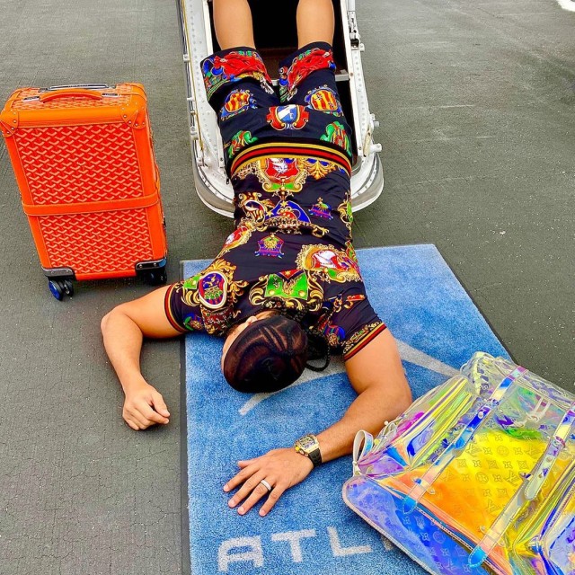 El Alfa El Jefe Outfit from November 2, 2020 | WHAT’S ON THE STAR?