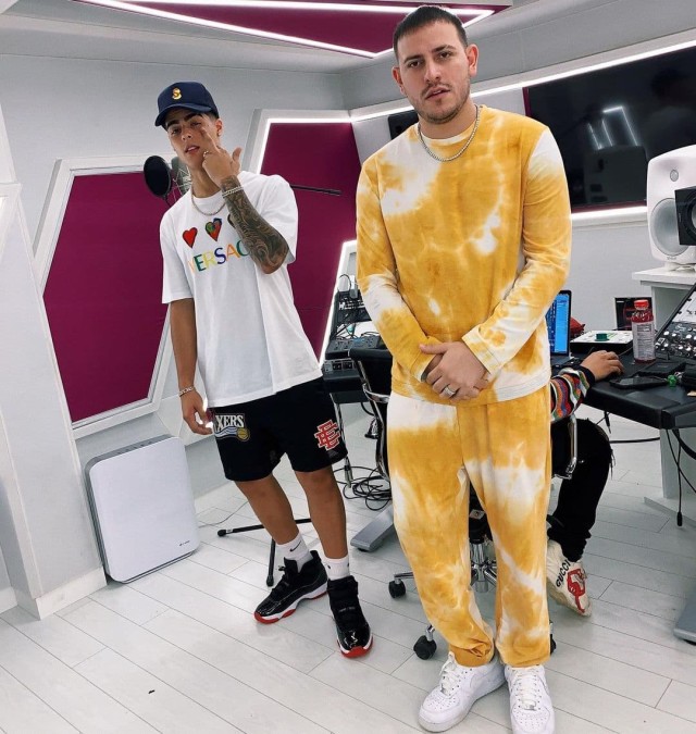 Lunay Outfit from November 3, 2020 | WHAT’S ON THE STAR?