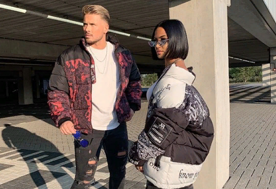 JKA: Clothing, Shoes & Accessories | WHAT’S ON THE STAR?