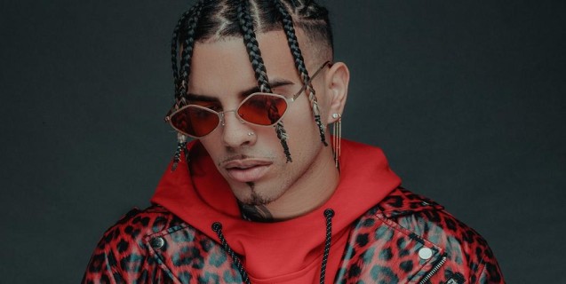 Rauw Alejandro: Outfits, Clothes, Style and Fashion | WHAT’S ON THE STAR?