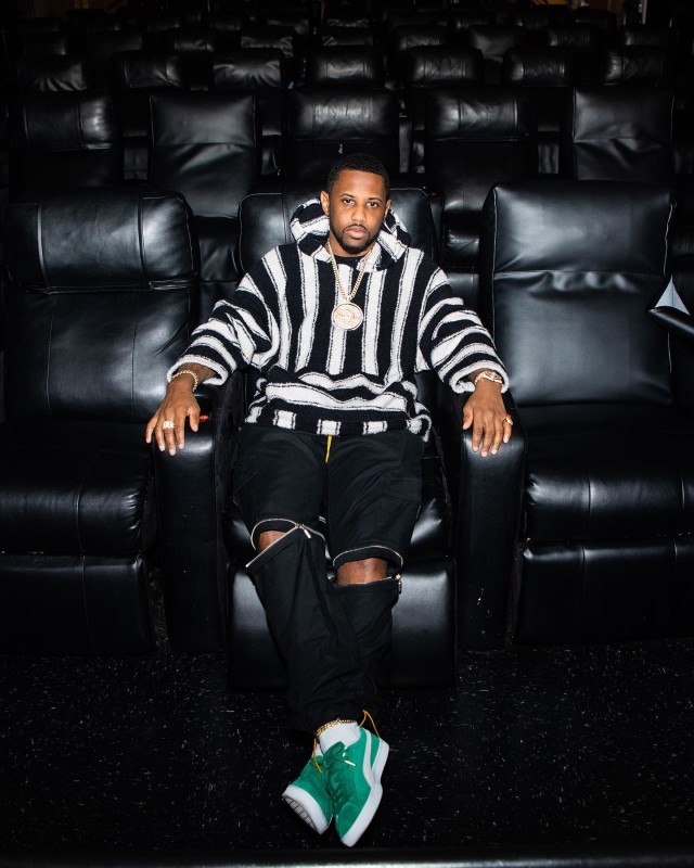 Fabolous Outfit from November 10, 2020 | WHAT’S ON THE STAR?