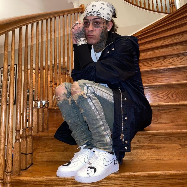 Lil Skies Merch: Clothing, Shoes & Accessories | WHAT’S ON THE STAR?