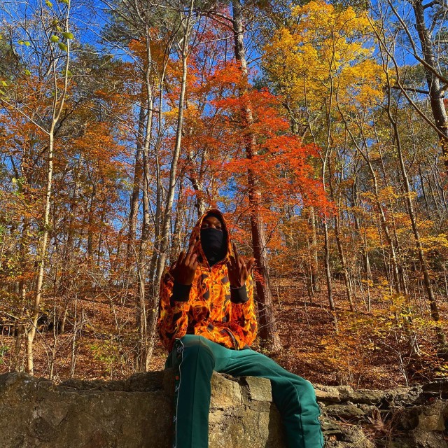 Meek Mill Outfit from November 24, 2020 | WHAT’S ON THE STAR?