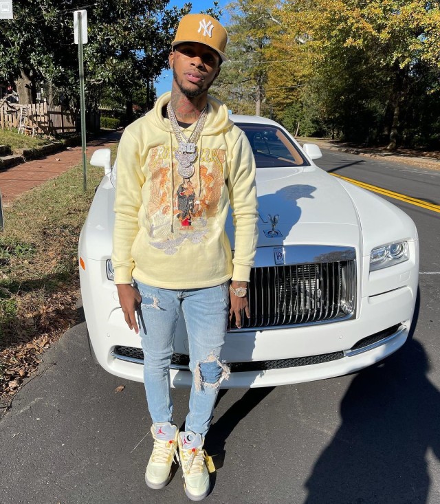 Toosii Outfit from December 2, 2020 | WHAT’S ON THE STAR?