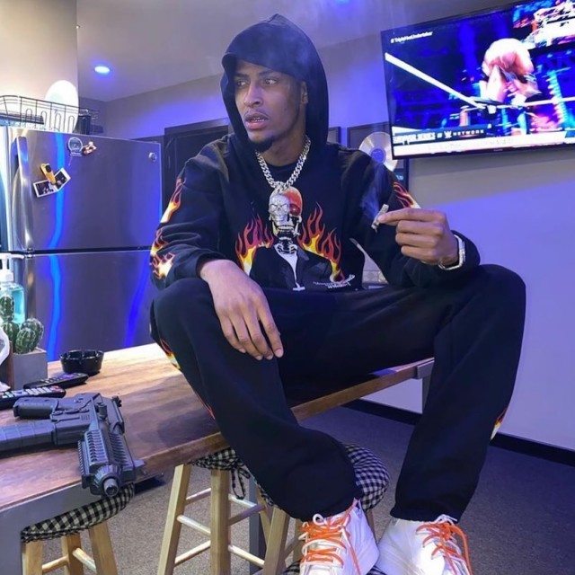 Comethazine Outfit from December 4, 2020 | WHAT’S ON THE STAR?