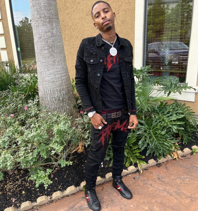 Funny Mike Outfit from December 6, 2020 | WHAT’S ON THE STAR?